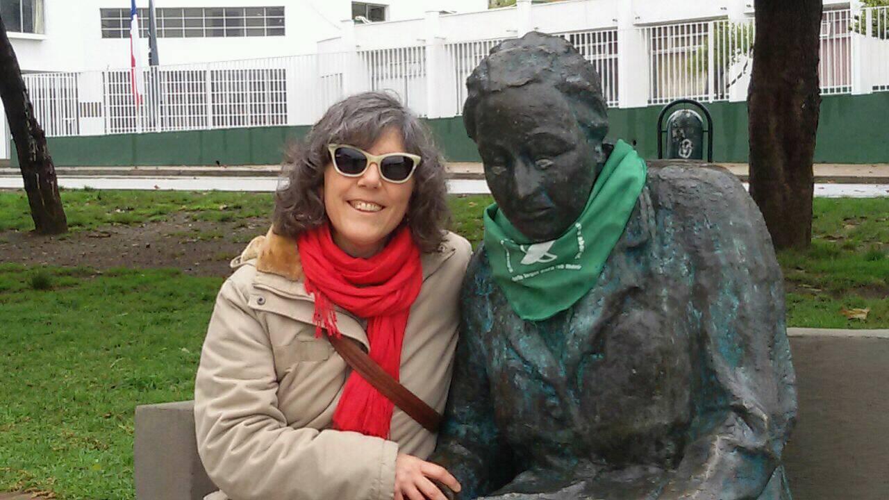 Laura Forchetti: Somos esos que andamos forzando el lenguaje - SurySur