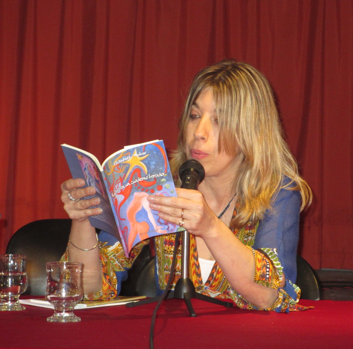 Elizabeth Molver: De Alfonsina Storni me impacta más su lucha para ...